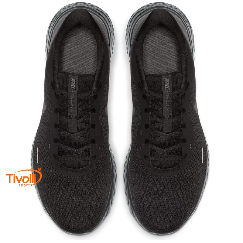 Tênis Nike Revolution 5 > preto monocromático >